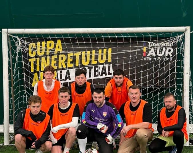 Echipa de fotbal a AUR Sibiu, în finala de weekendul viitor cu alte ...